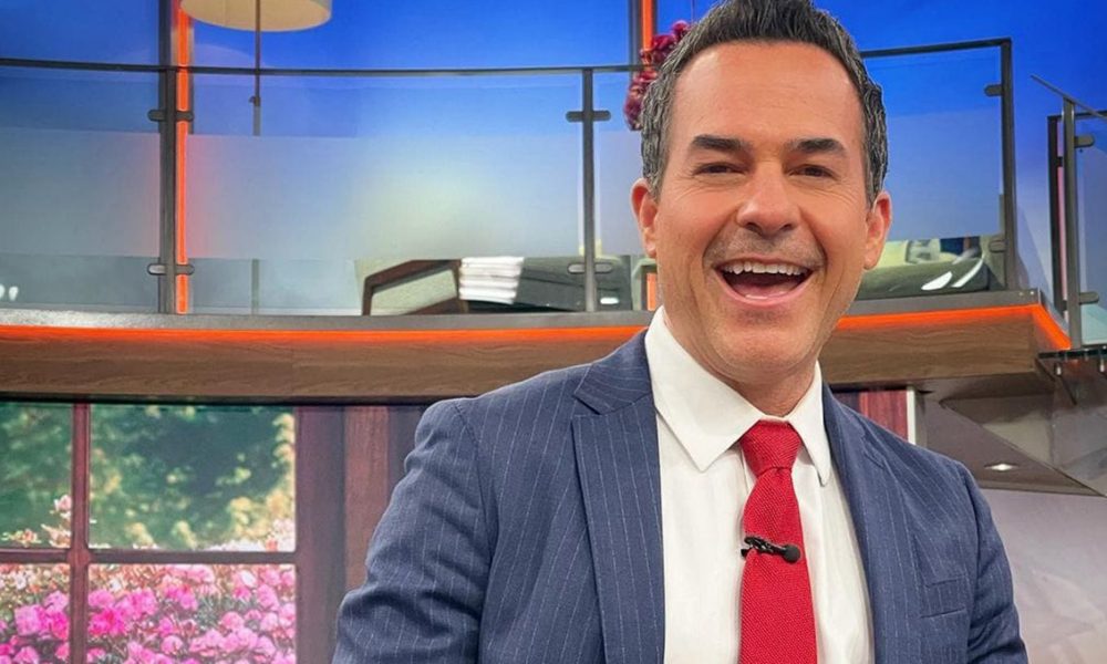 Despierta América: Carlos Calderón bromea sobre colaborar con BZRP