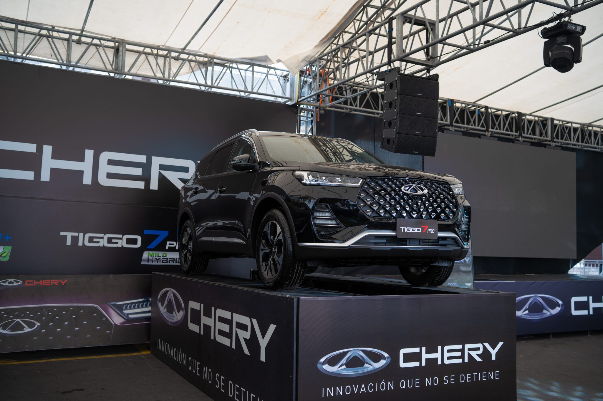 Chery presentó el Tiggo 7 Pro Mild Hybrid en el Centro Comercial Iñaquito