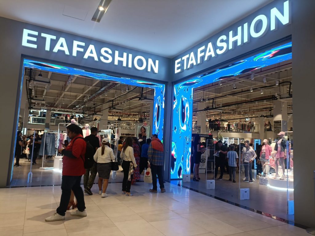 Etafashion abrió las puertas de una renovada tienda en Mall del Sol