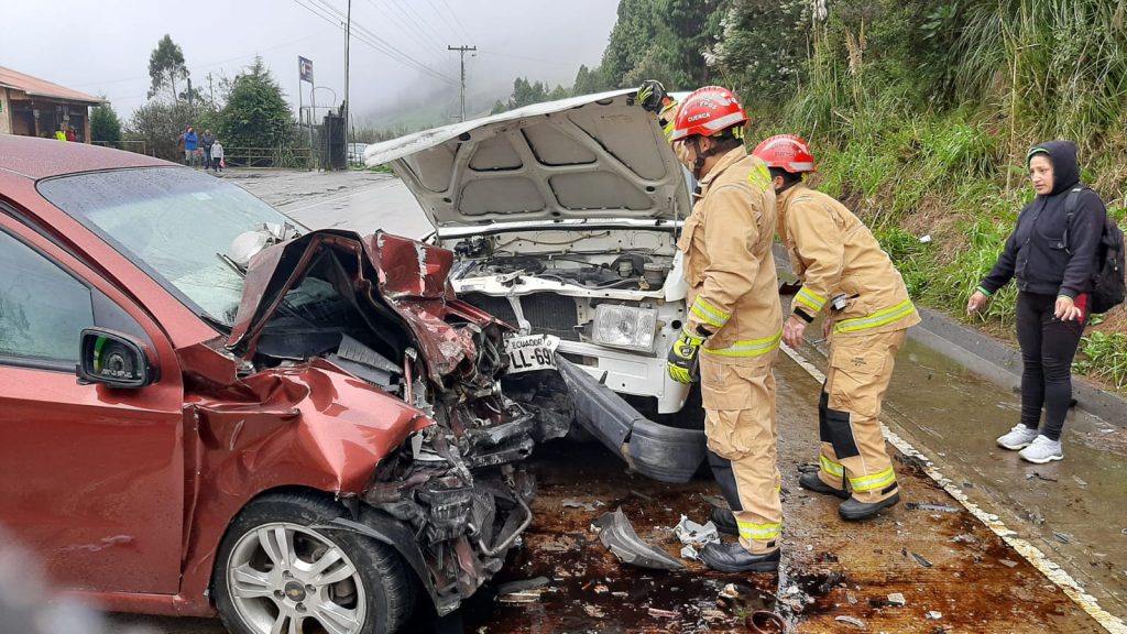 VIDEO muestra cómo ocurrió el accidente de tránsito en la vía Cuenca ...