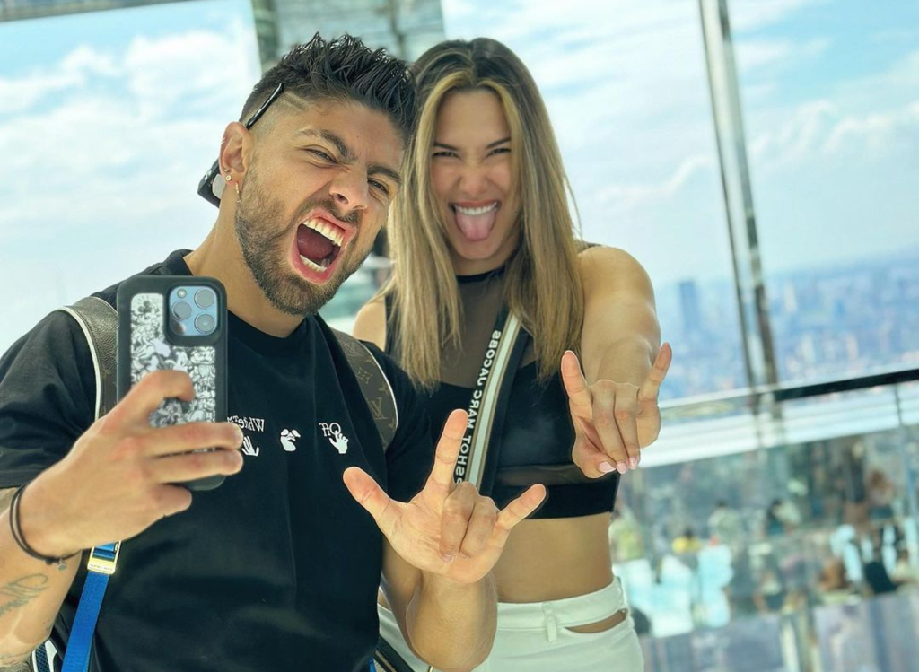 El video de Alejandra Jaramillo y Beta Mejía en la cama