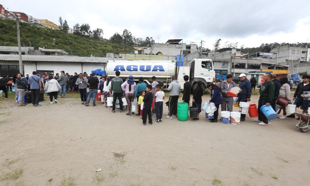 Más de 70.000 litros de agua entregados en el sur de Quito