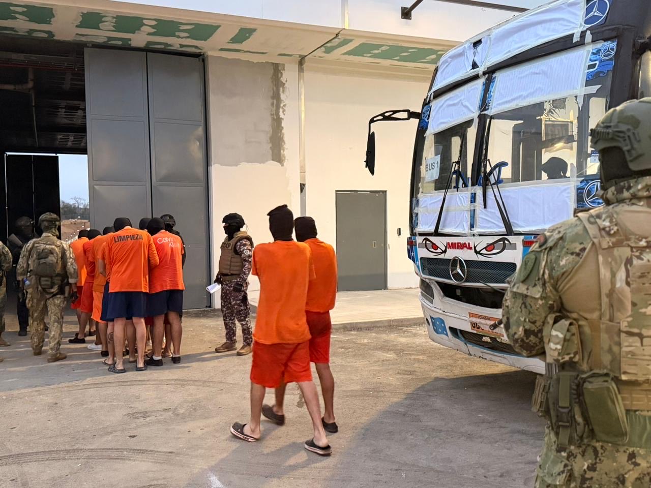 Traslado masivo de reos: Cárcel del Encuentro recibe a 173 PPL