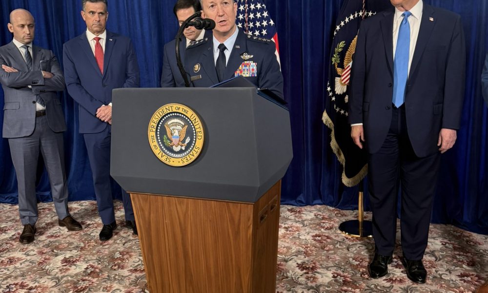 Caine detalla cómo se ejecutó la operación para capturar a Maduro